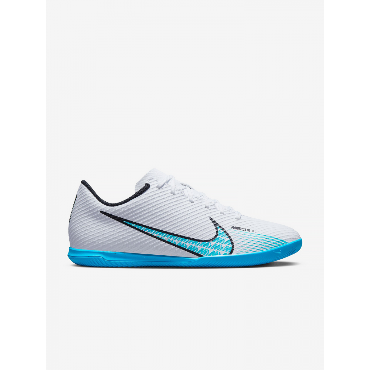 Nike Vapor 15 Club IN Trainers - DJ5969-146 - BZR Online