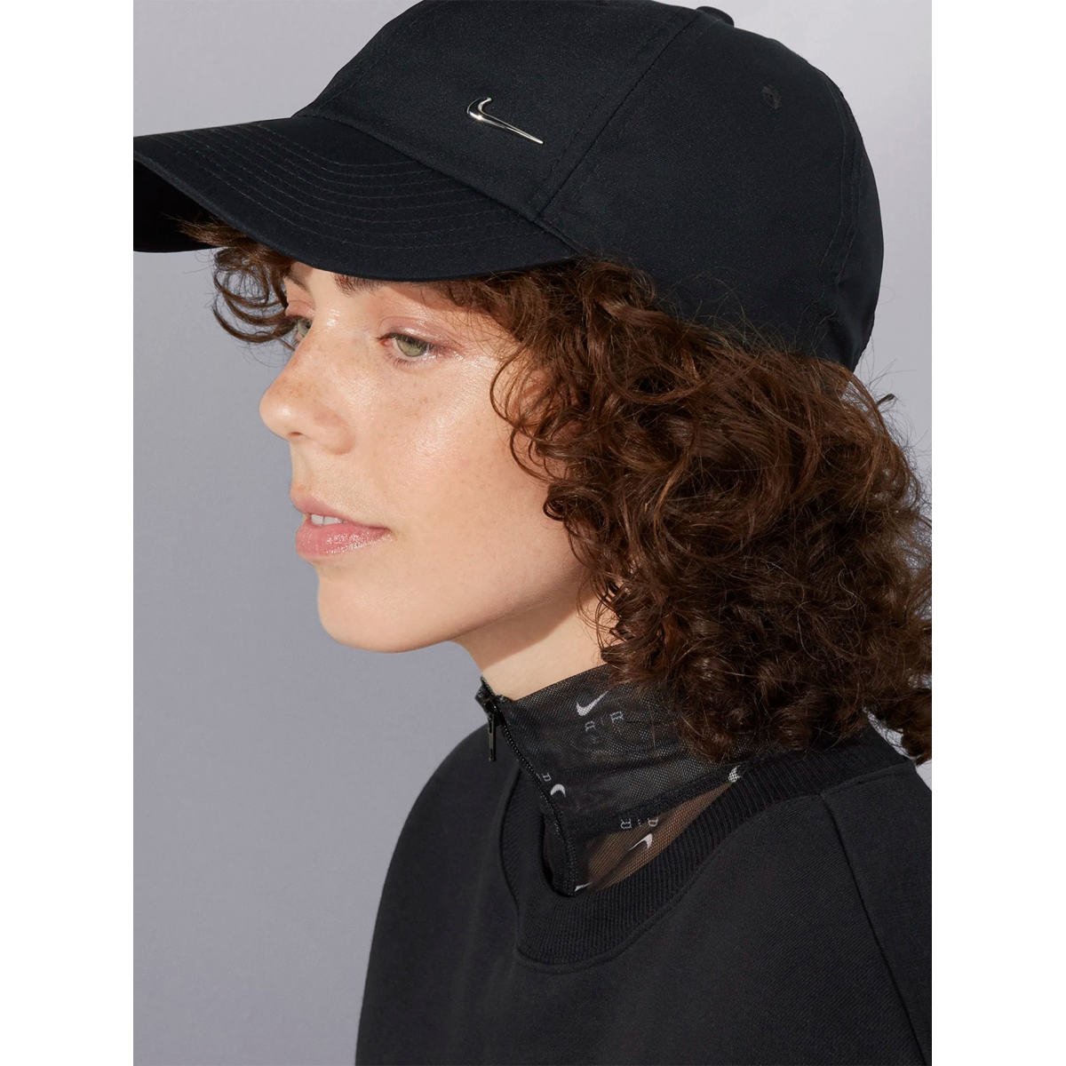 Boné Nike Dri-FIT Club Unstructured Metal Swoosh - FB5372-010 - BZR Online