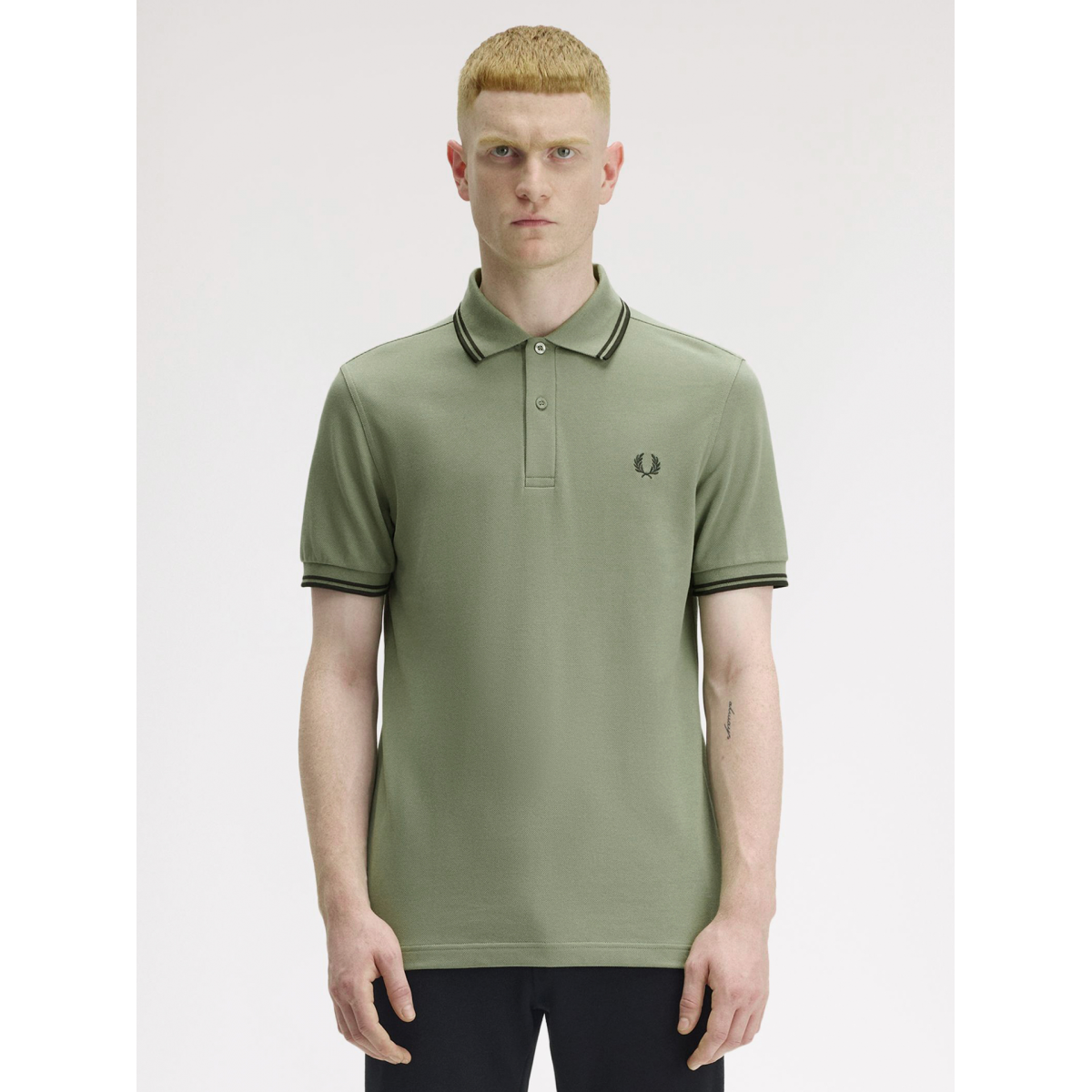 Polo Fred Perry M3600 Twin Tipped Verde - M3600-Y64 - BZR Online