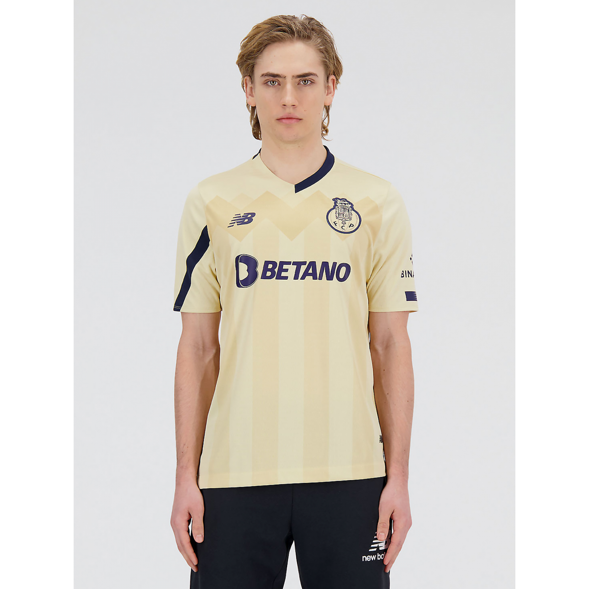 Camisola New Balance Alternativa F. C. Porto EP23/24 - MT230220-AWY ...