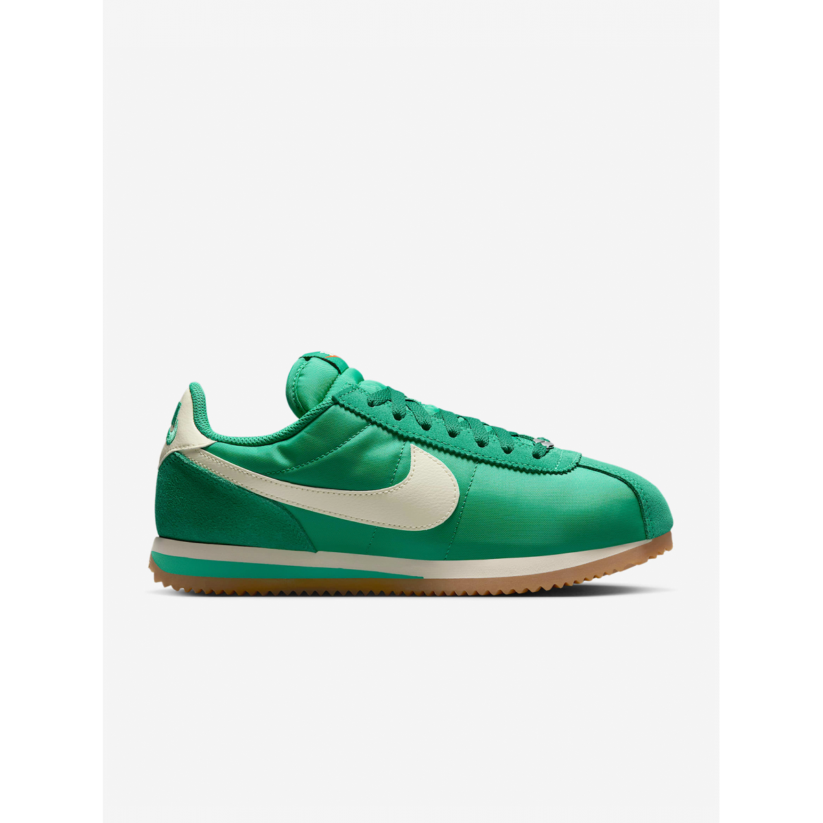 Sapatilhas Nike Cortez Verdes e Brancas Para Mulher - DZ2795-301 - BZR ...